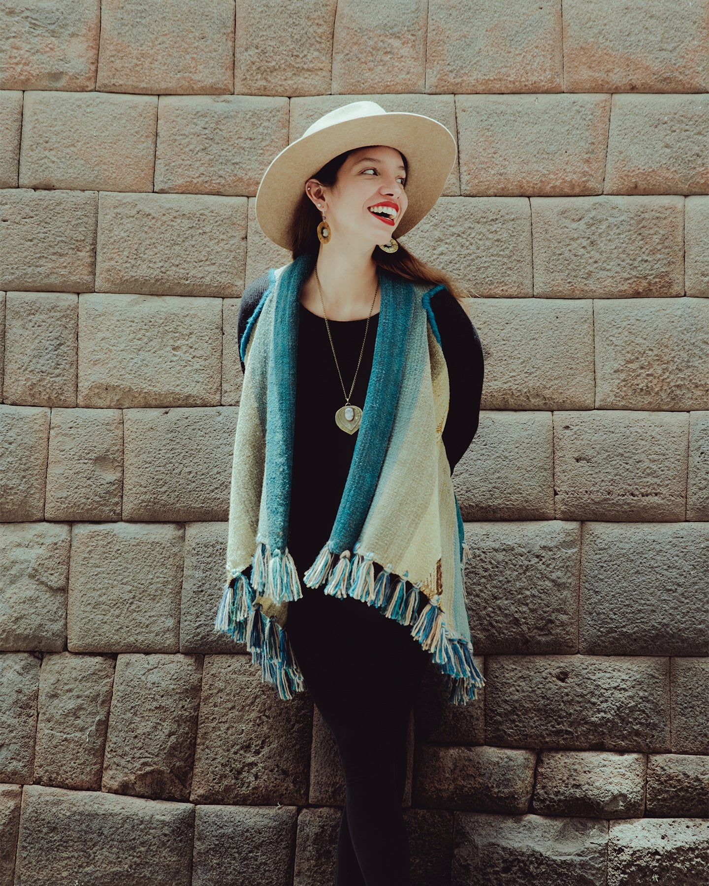 Chaleco de oveja – PALLAY | Textiles with history